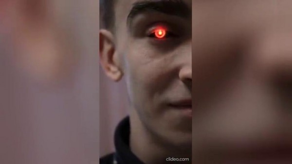 Terminator - Auge - Video auf bildschirmarbeiter.com