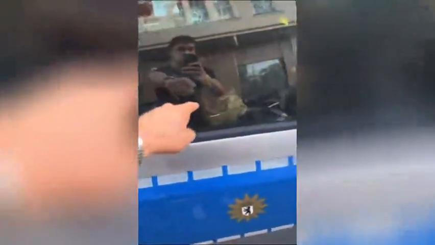 Free The Cat! - Video auf bildschirmarbeiter.com