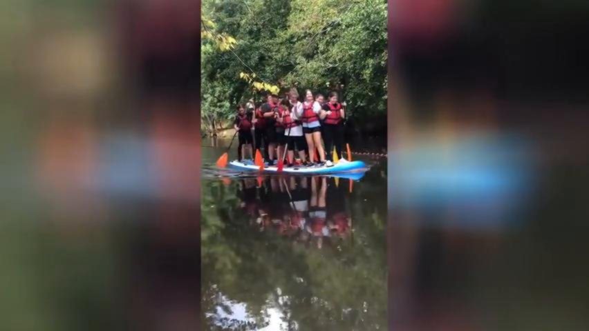 Paddleboard - Fail - Video auf bildschirmarbeiter.com