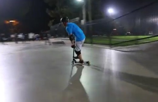 Pro Scooter Riders - Video auf bildschirmarbeiter.com