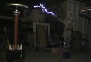 Star Wars - Tesla - Video auf bildschirmarbeiter.com